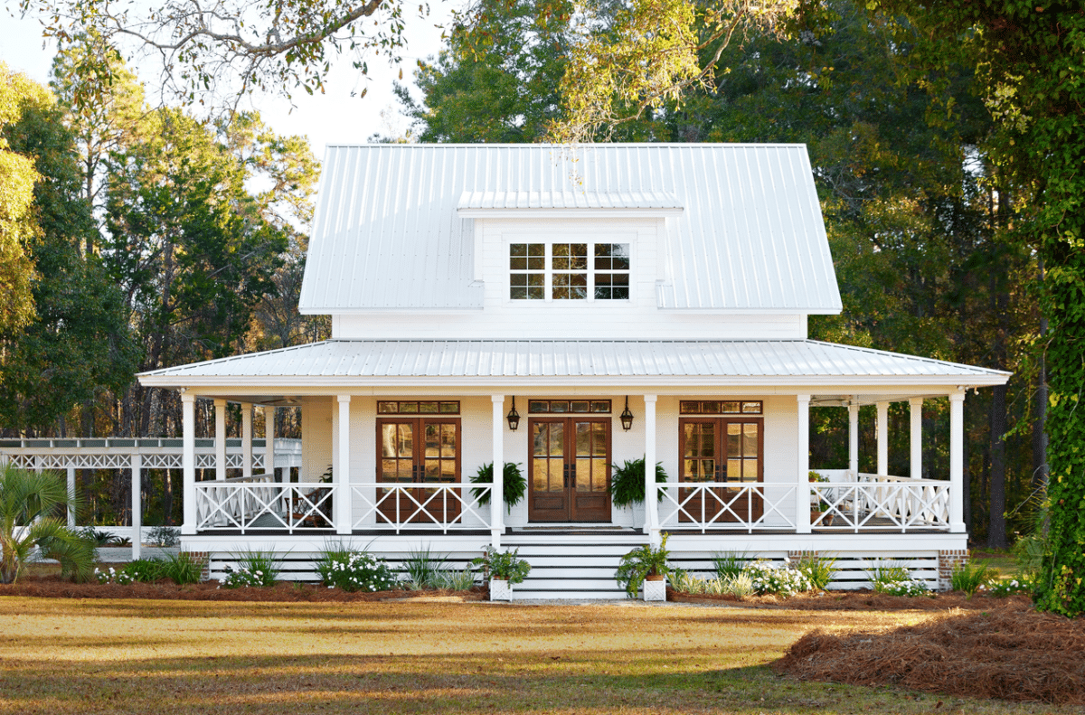 Key Differences Between Deck, Porch, Patio, Balcony, and Veranda ...